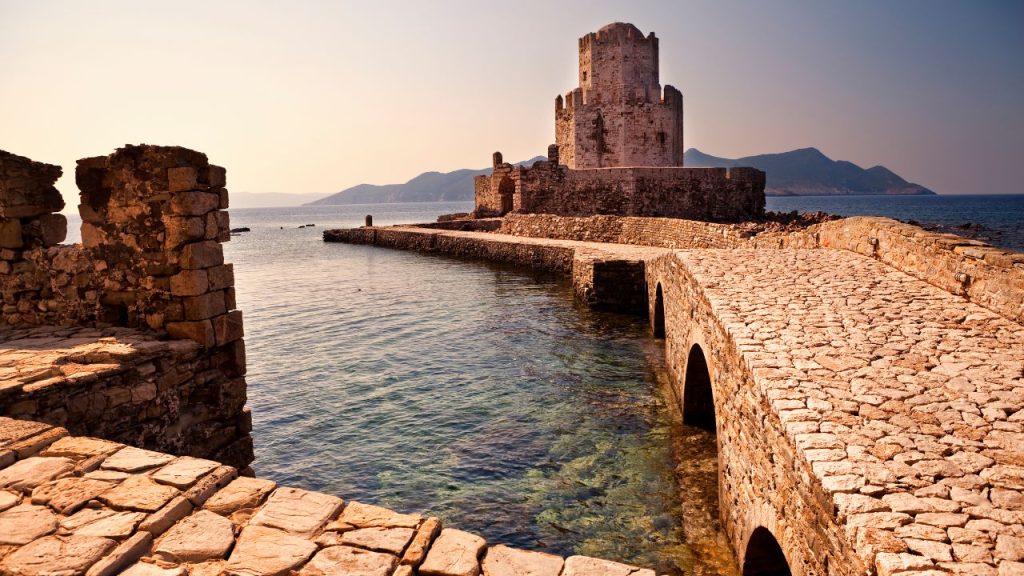 Methoni Castle: A Picture of Greece's History - Liades End Luxury Villa ...